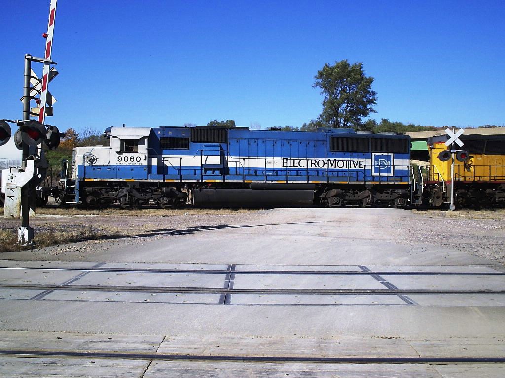 EMD 9060